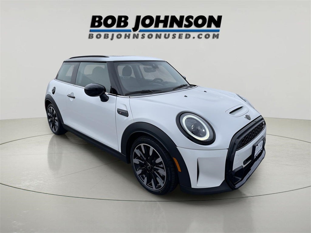 Rochester MINI Dealer in Rochester NY | Brighton Pittsford Gates MINI ...