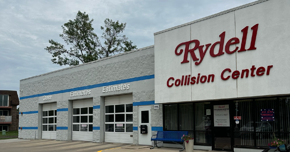Body Shop in Grand Forks, ND | Rydell Collision Center
